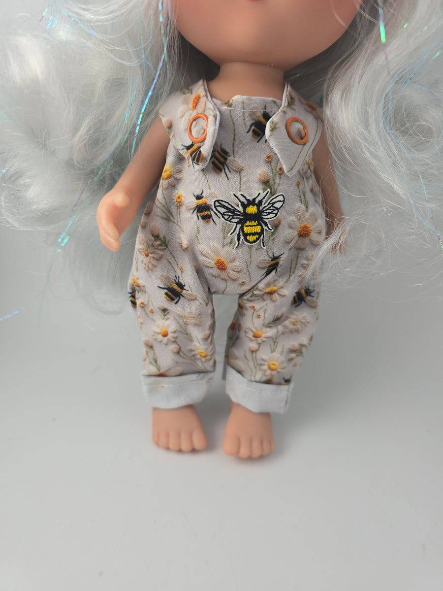 Mini Mia Winter Bee| Dolly And Me